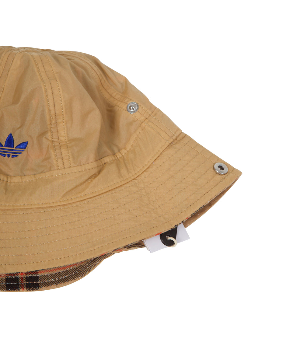 X Wales Bonner Reversible Bucket Beige | Starcowparis